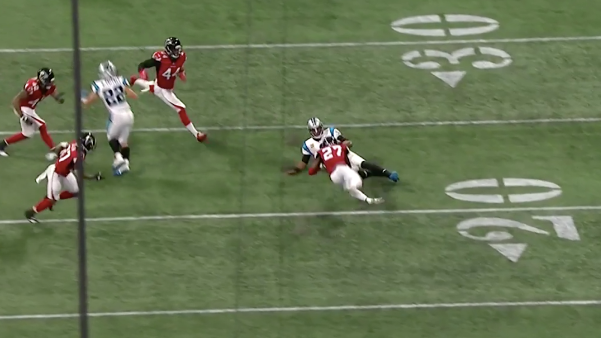 Damontae Kazee ejected, deserves suspension and fine for this dirty hit ...