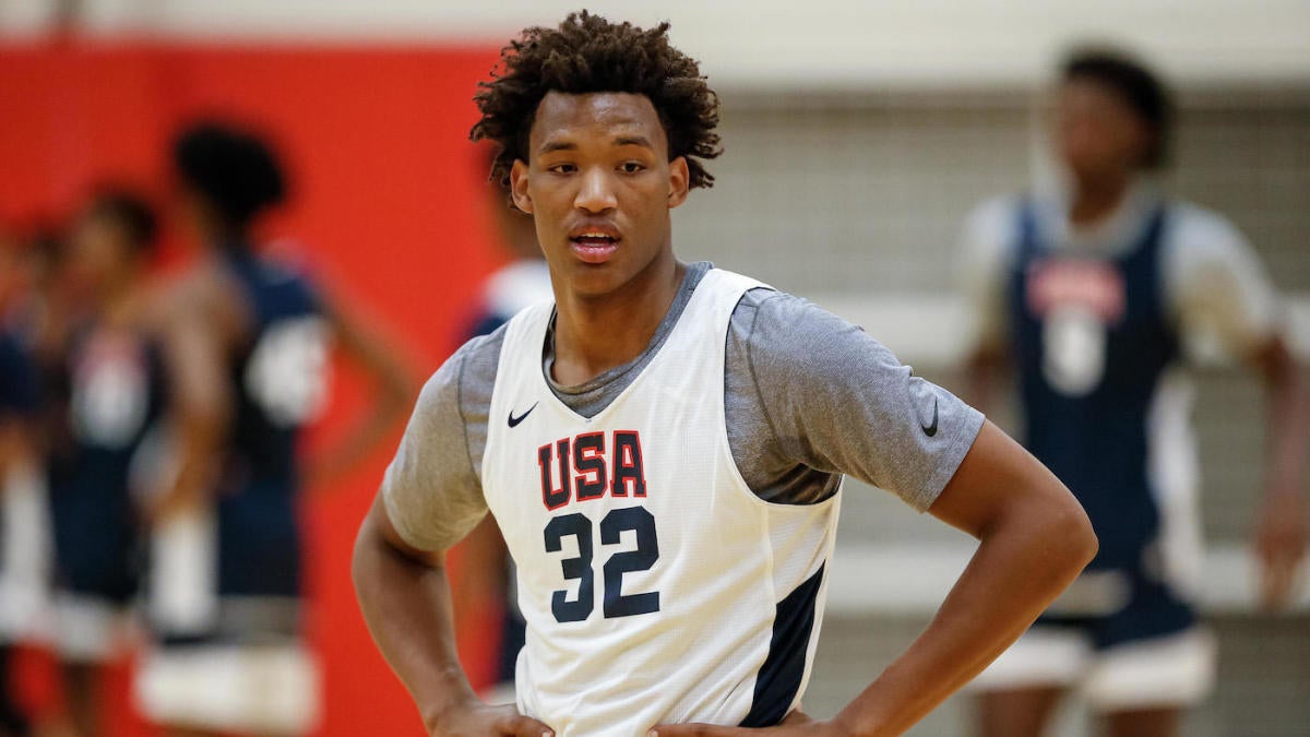 Five-star forward Wendell Moore commits to Duke over North Carolina, NC ...