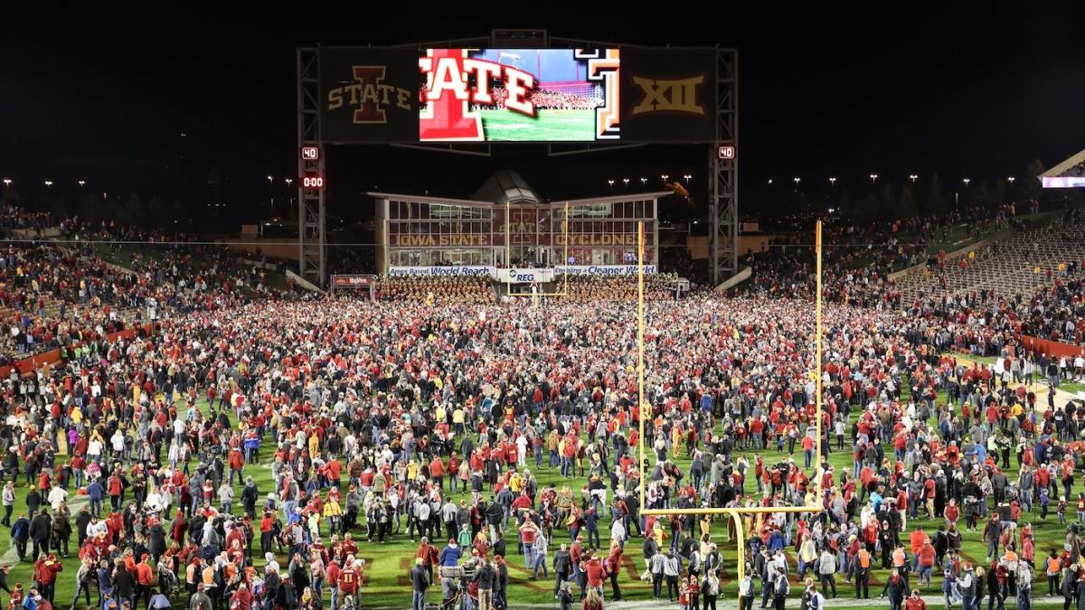 Iowa State reprimanded, fined by Big 12 for fans storming the field ...