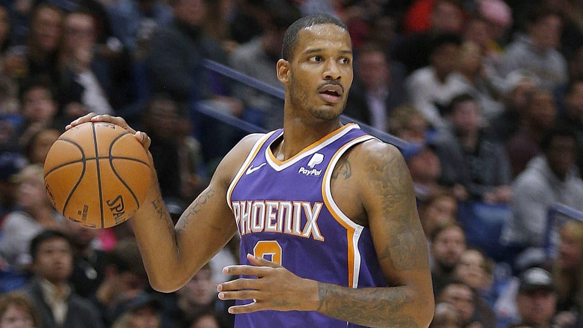 Suns trade Trevor Ariza to Wizards for Austin Rivers and Kelly Oubre ...