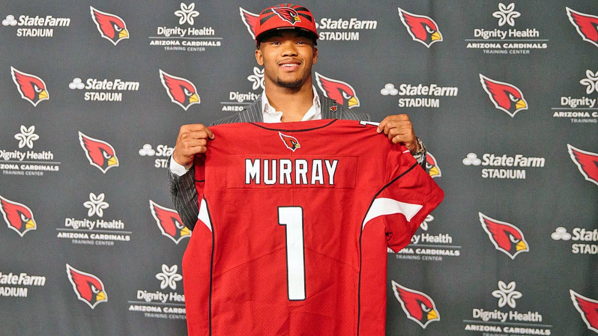 Kyler Murray's first signed piece of memorabilia goes for record amount ...