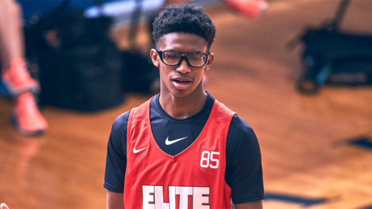 Kentucky basketball recruiting: Five-star forward Daimion Collins ...