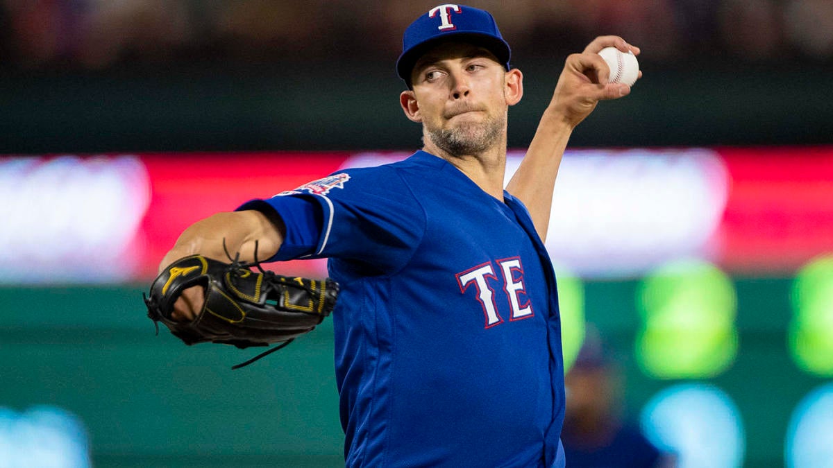 Rangers' Mike Minor has teammate intentionally drop pop-up in order to ...