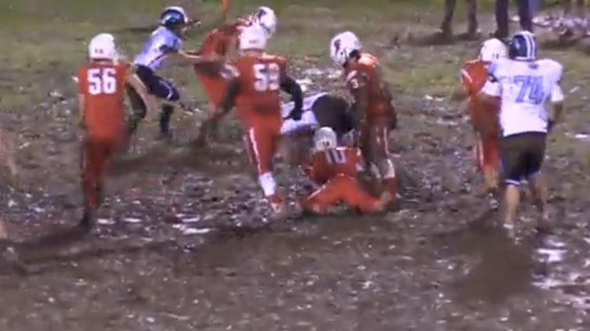 Mud Bowl 2018 comes early for two high school football teams in ...