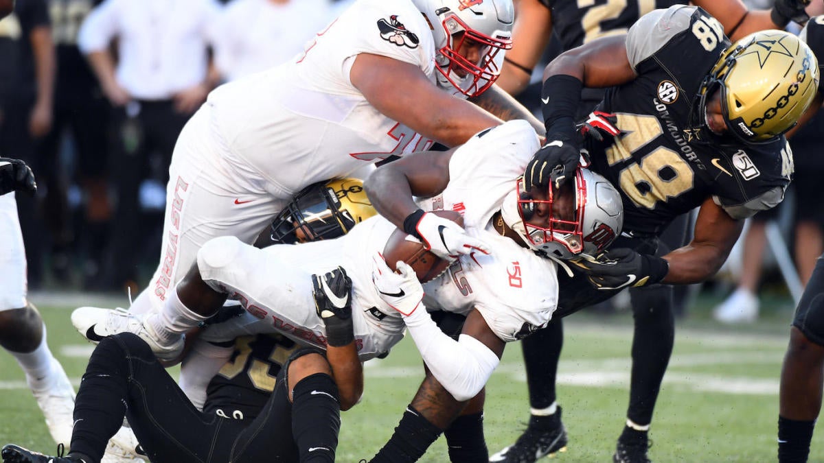 Bottom 25 college football rankings: It's time to roll up your sleeves ...