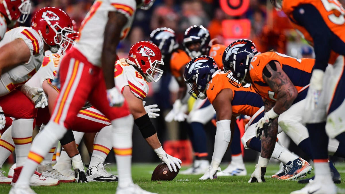 Broncos defensive end says 'it's all on us' after Chiefs pull away ...