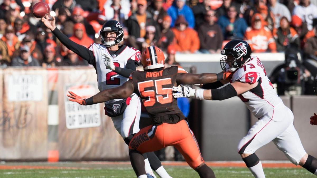 Browns trade pass rusher Genard Avery to the Eagles in exchange for ...