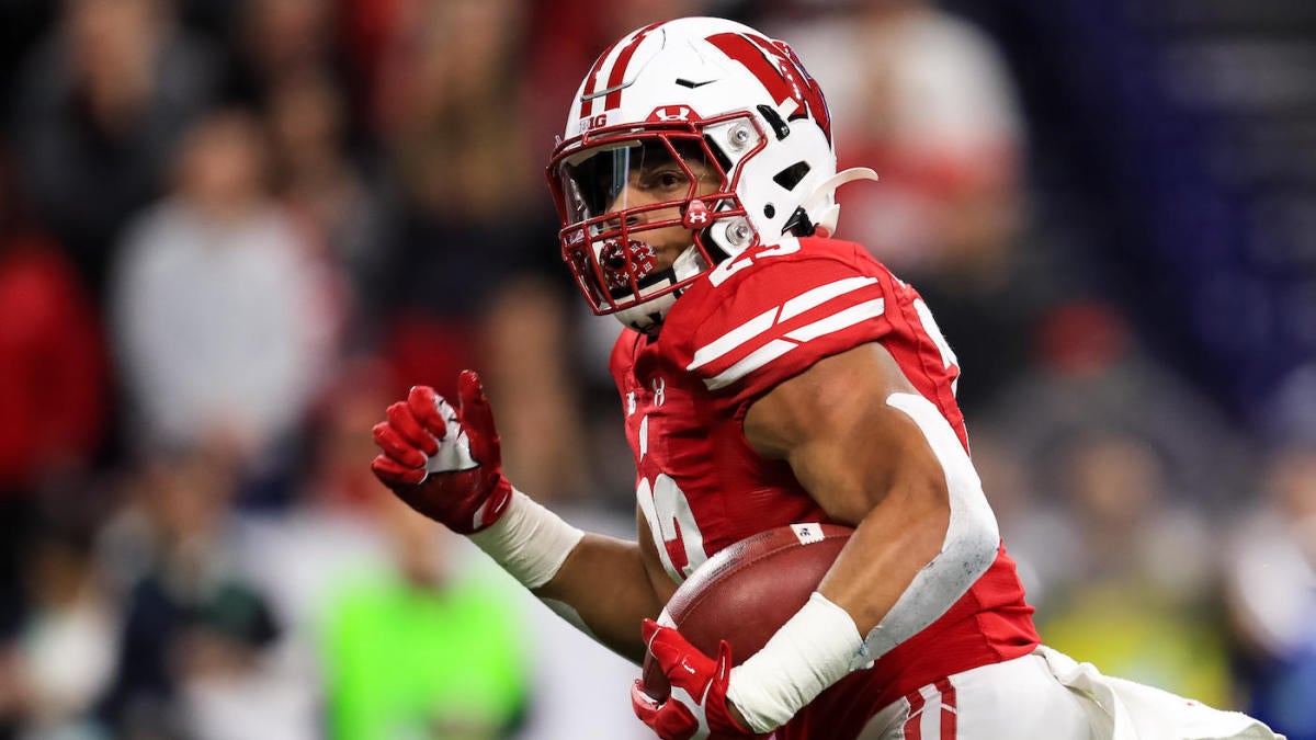 2020 NFL Draft: Wisconsin RB Jonathan Taylor declares for pros after ...