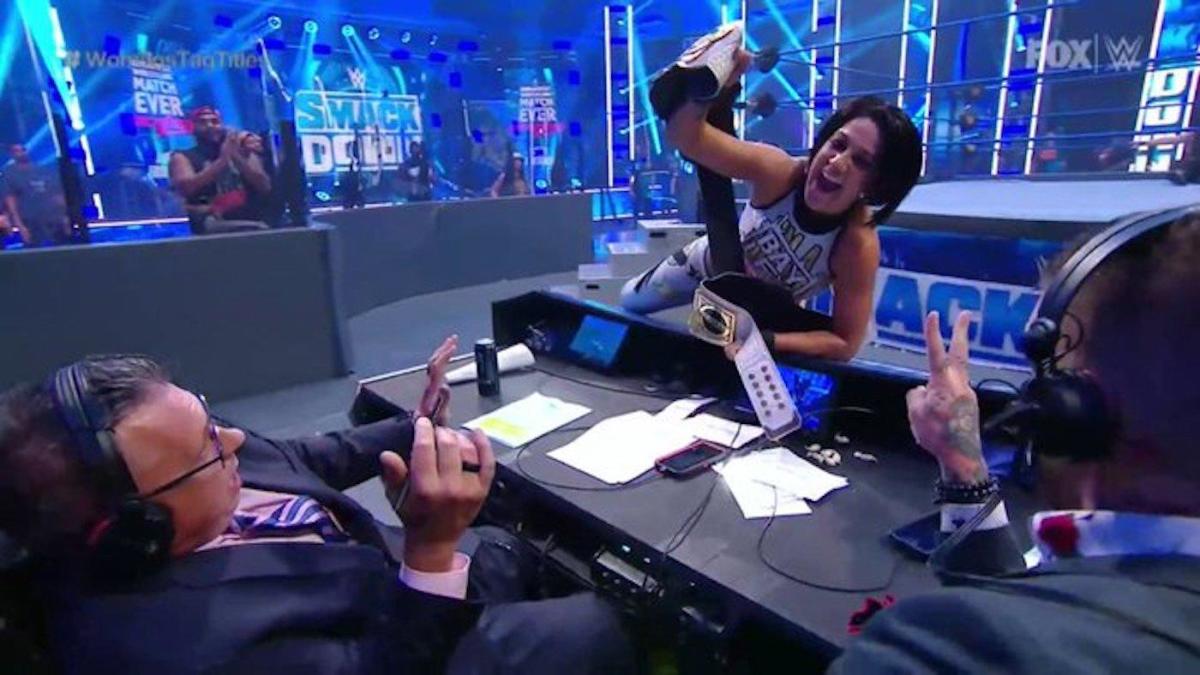 WWE SmackDown results, recap, grades: New champions crowned, Braun ...