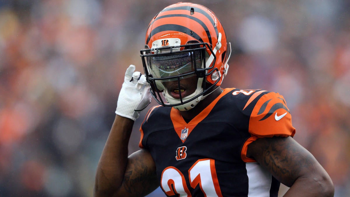Falcons agree to terms with former Bengals cornerback Darqueze Dennard ...