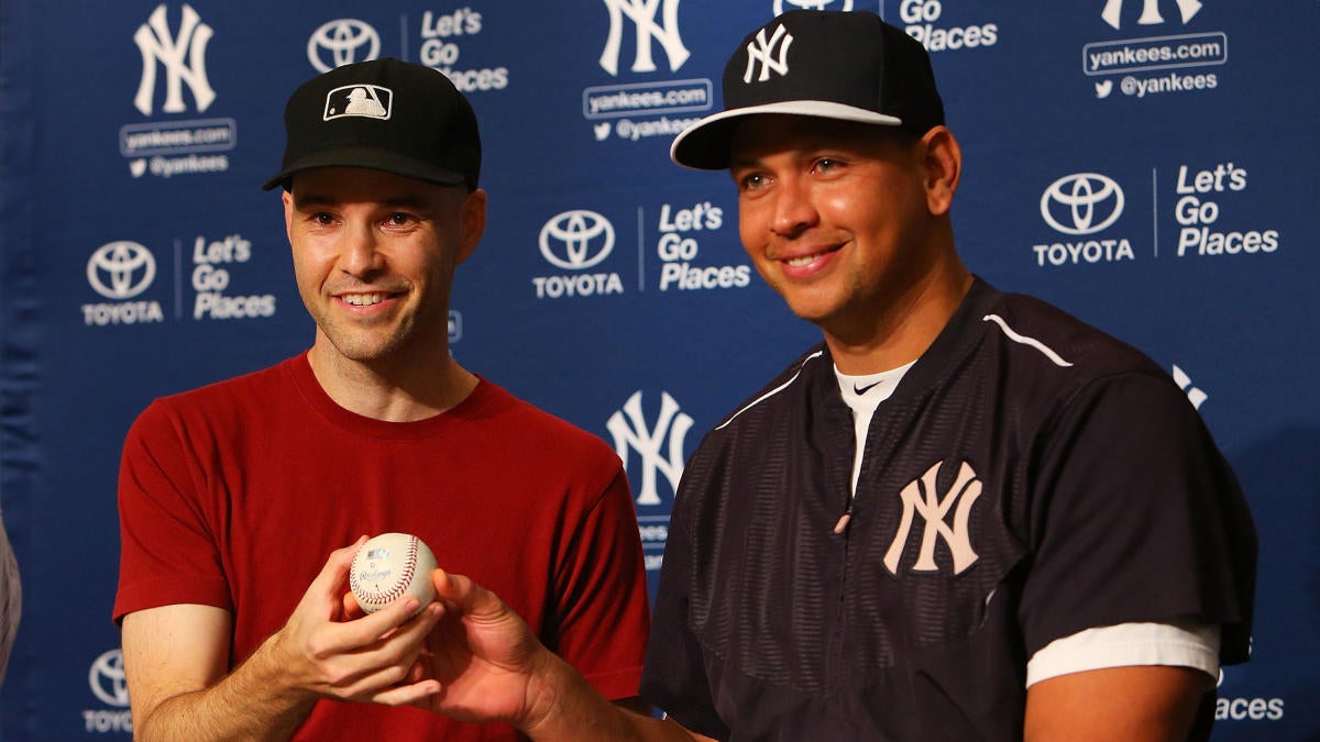 LOOK: Zack Hample, notorious ballhawk, falls while chasing down home ...