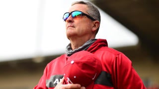 Dave Van Horn proud of Razorbacks effort in Baton Rouge