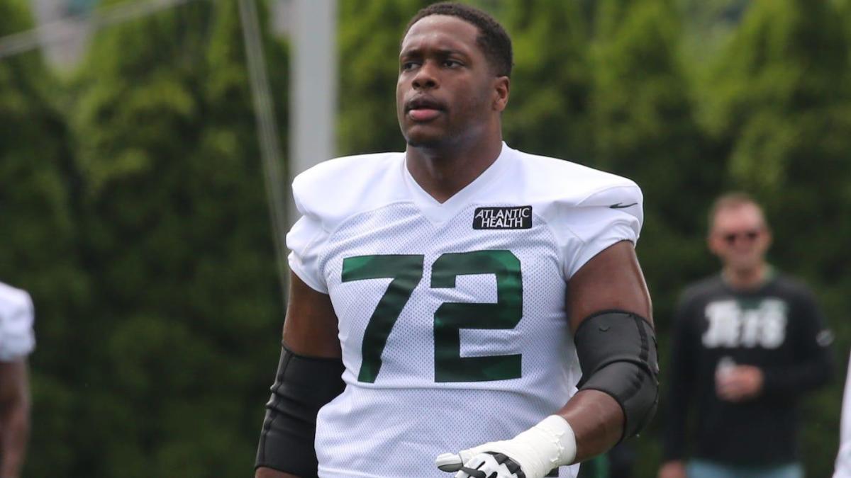Jets OL Cameron Clark expected to make a full recovery after suffering ...