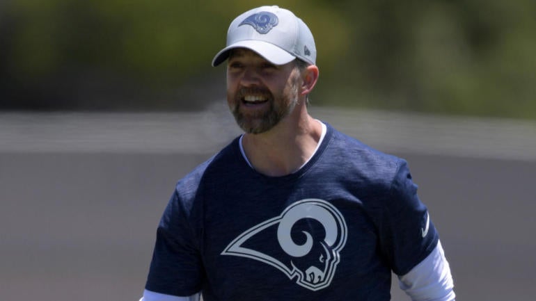 Vikings hire Wes Phillips as offensive coordinator, reuniting Wade ...