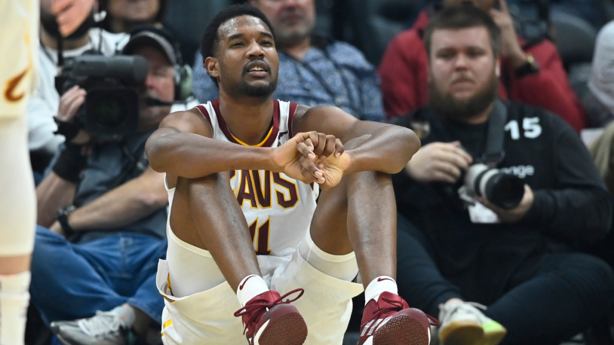 Evan Mobley injury update: Cavaliers big man to miss 6-8 weeks ...