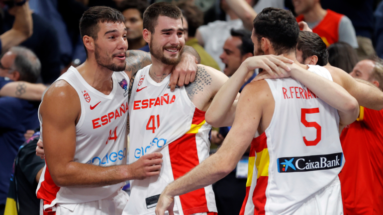 Spain wins FIBA EuroBasket 2022 with victory vs. France, Willy Hernangomez named MVP - CBSSports.com