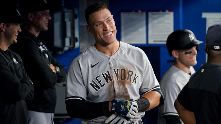 All Rise: Aaron Judge hits 61st home run of season, ties AL record. Plus, previewing a big TNF ...