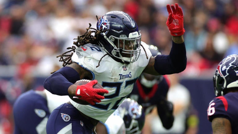 Derrick Henry demolishes Texans for fourth consecutive 200-yard, two-TD ...