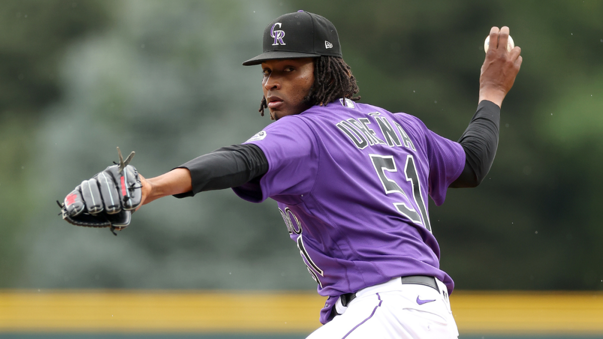 Rockies sign José Ureña to one-year contract with option for 2024, per ...