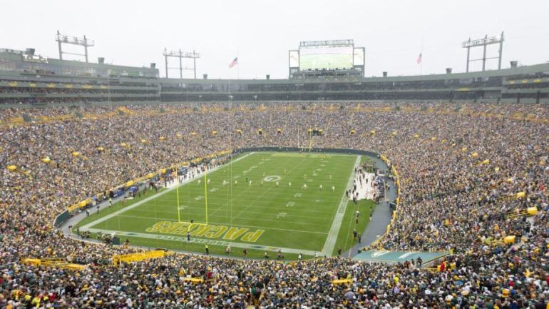 NHL Stadium Series 2023: Lambeau Field among places the league should ...