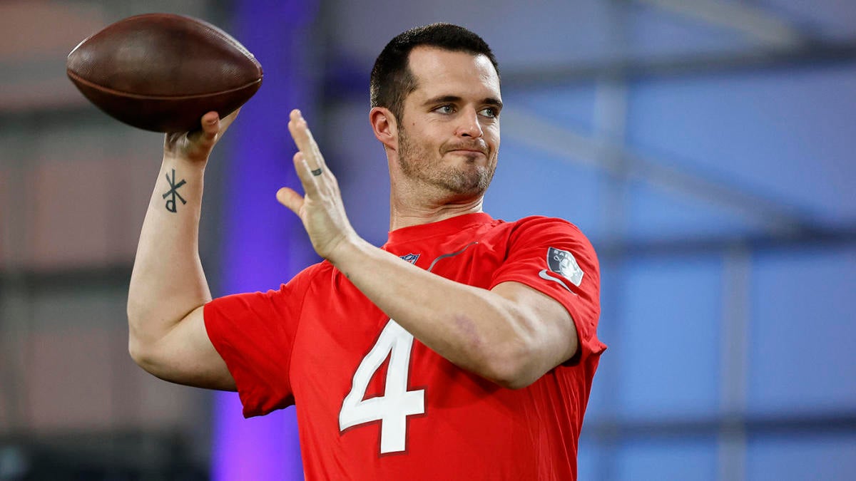 Derek Carr free agency: Panthers meet with ex-Raiders QB, Frank Reich ...