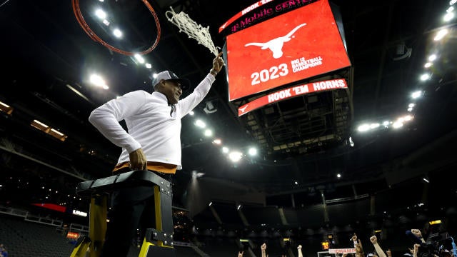 Longhorn legend TJ Ford talks Texas basketball, Rodney Terry ahead of ...