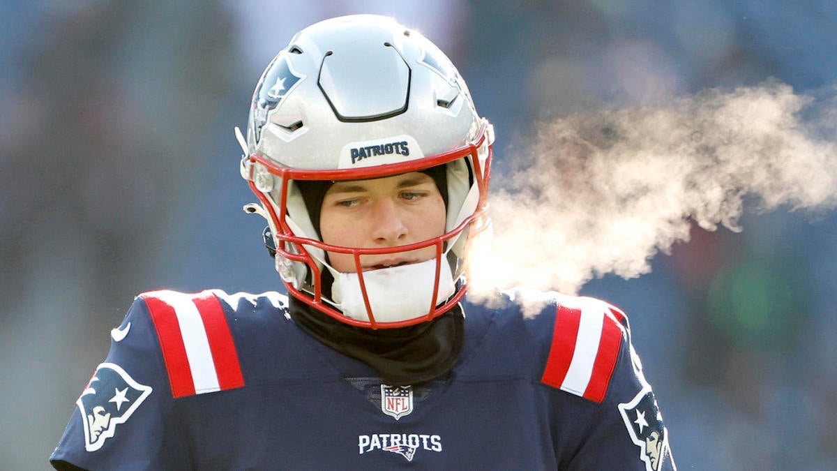 Should Patriots trade Mac Jones? Three reasons for, and against ...