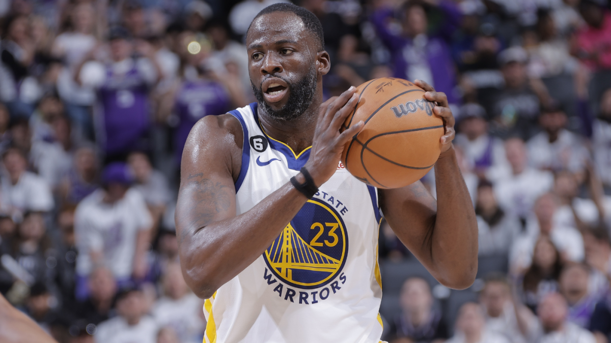 WATCH: Draymond Green tries to keep Domantas Sabonis out of crucial ...
