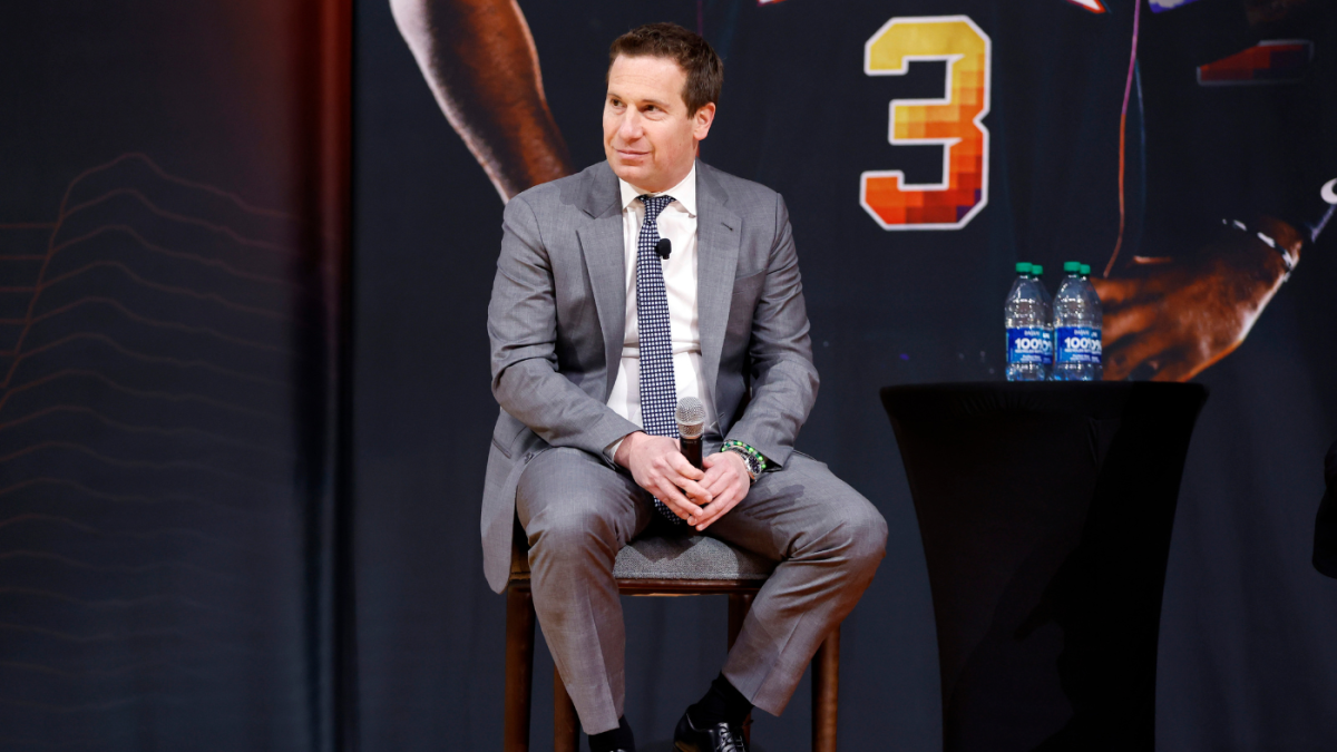 Suns owner Mat Ishbia on feud with Cavaliers owner Dan Gilbert: 'He ...