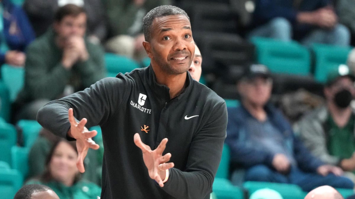 Ron Sanchez steps down as Charlotte head coach, returns to Virginia as ...