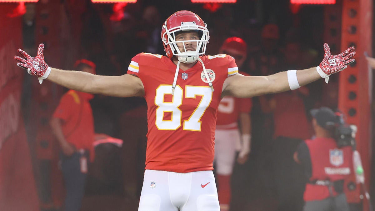 Ranking top 10 tight ends heading into 2023 NFL season, plus one ...