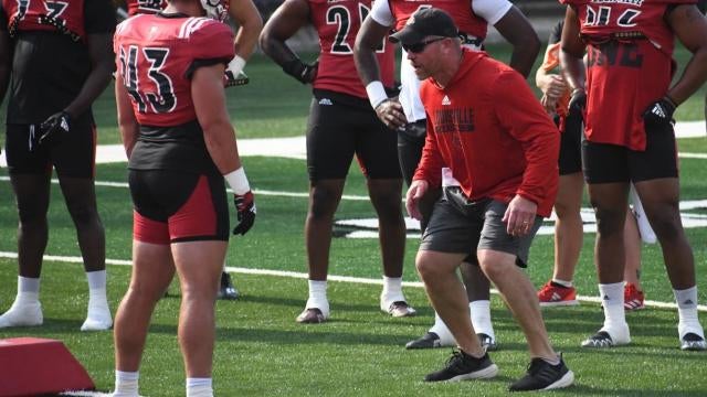 Mark Ivey: Louisville defense preppring for Notre Dame QB Riley Leonard