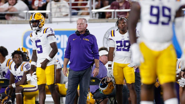 Late Kick: Is it fair to doubt Brian Kelly and LSU?