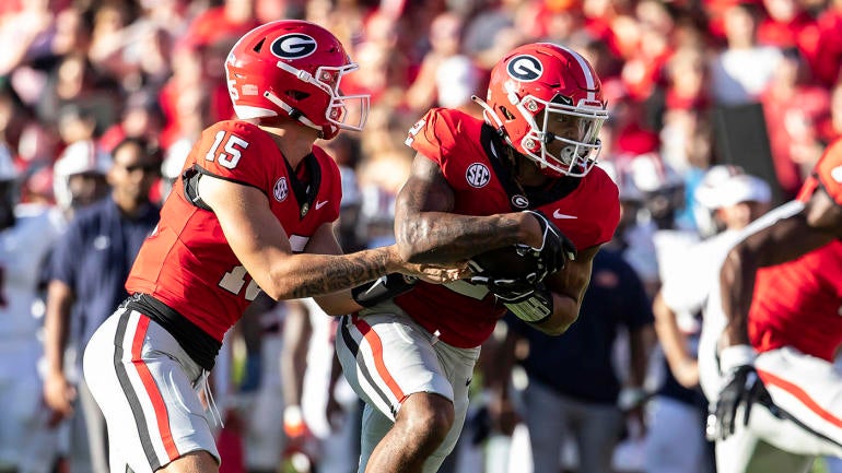 One issue each SEC team must fix as 2023 conference schedule begins ...