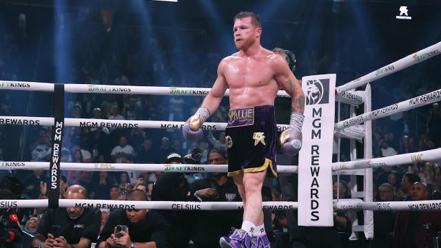 This Just In: Canelo Alvarez Defeats Jermell Charlo Via Unanimous Decision