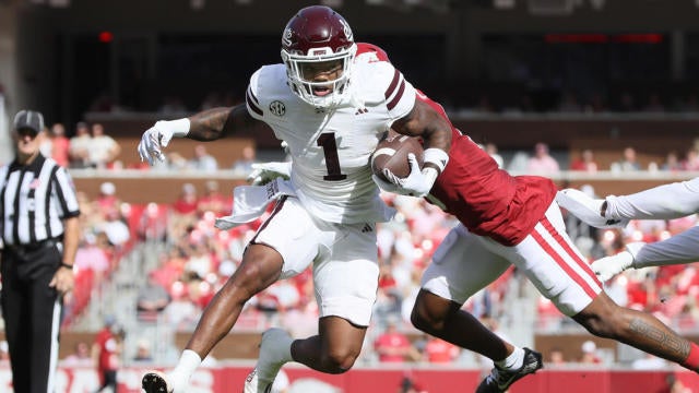 Razorback offense lets down defense again in 7-3 loss