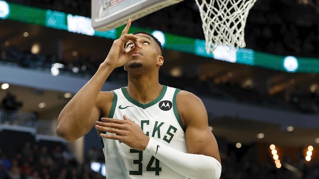 Breaking News: Giannis Antetokounmpo Signs 3-Year, $186 Million Max Extension With Bucks