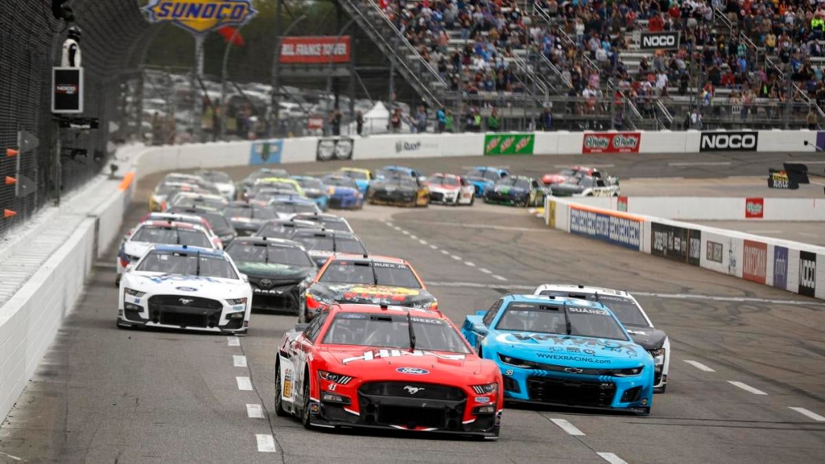 NASCAR playoffs at Martinsville: How to watch, stream, preview, picks ...