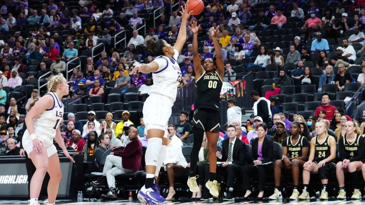 Shaquille O'Neal congratulates Colorado for defeating No. 1 LSU, his ...