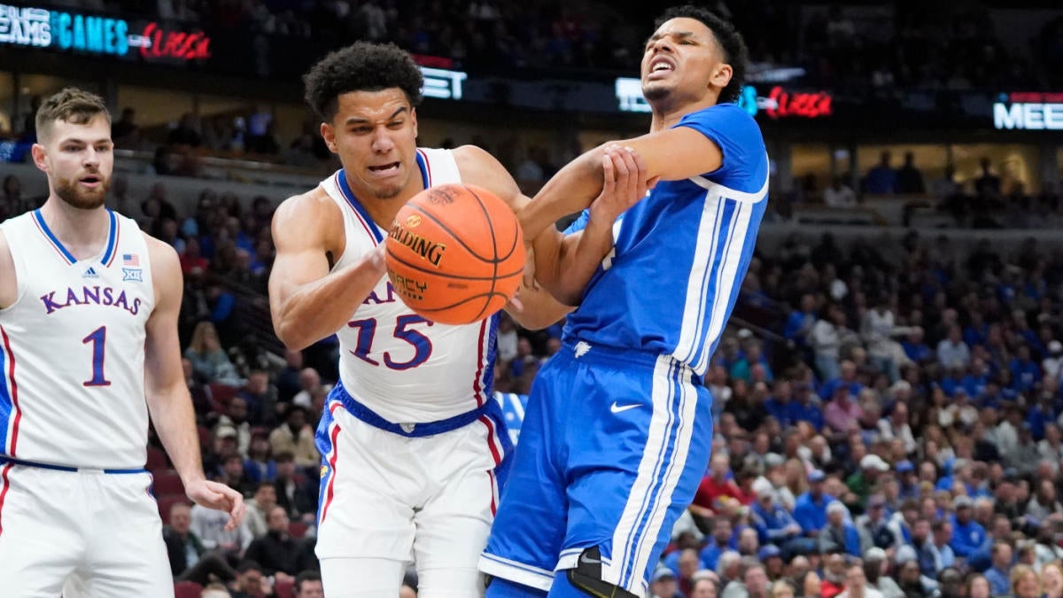 Kentucky vs. Kansas score, takeaways: Jayhawks survive scare vs ...