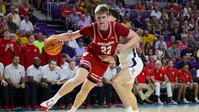 Steven Crowl Posts Double-Double Against Virginia