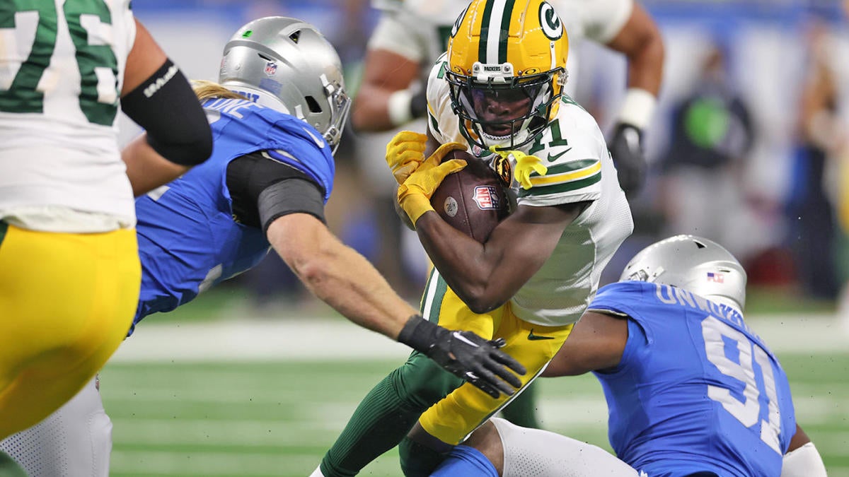 Fantasy Football Week 14 Lineup Decisions: Starts, Sits, Sleepers ...