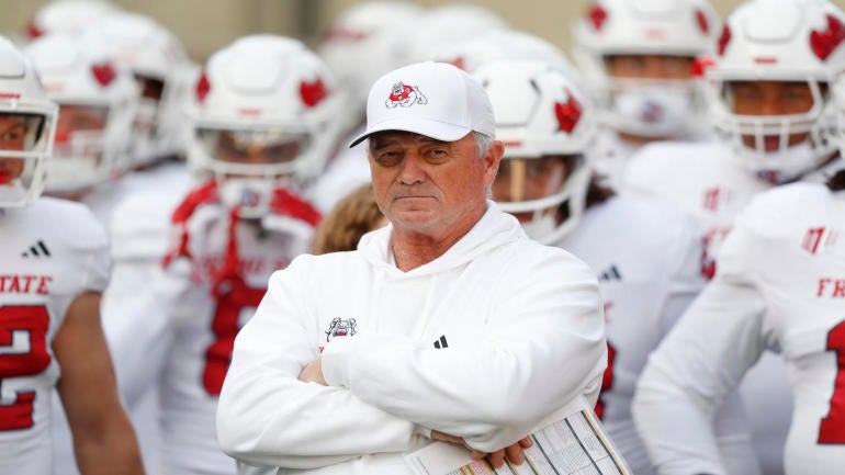 Fresno State's Jeff Tedford stepping away from team due to 'personal ...