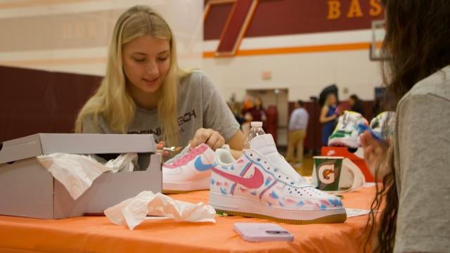 Virginia Tech Basketball participates in Shoes for Hope