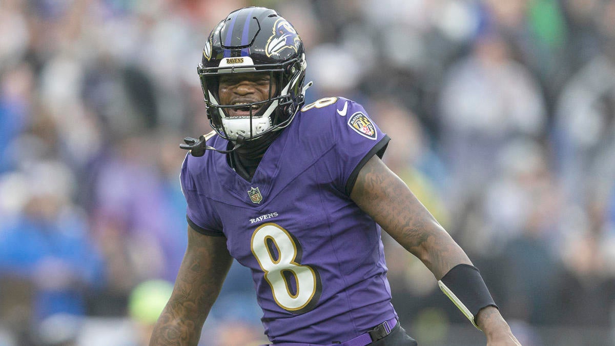 NFL Week 17 early odds: Ravens favored over Dolphins, plenty of points ...