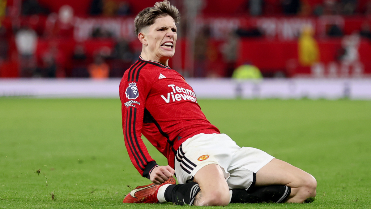 Man United continue unending drama with 3-2 comeback win over Aston ...