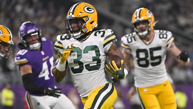 Aaron Jones Provides Packers Offense A Boost