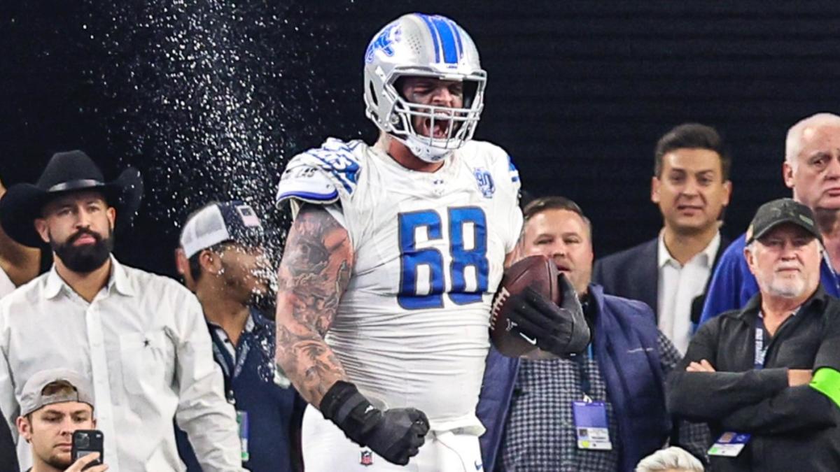 LOOK: Lions fan purchases 'Decker Reported' billboards around Detroit ...