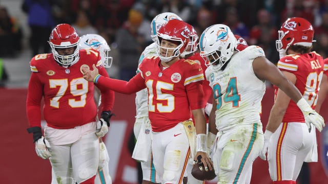AFC Playoff Picture Is Set: (6) Dolphins vs. (3) Chiefs In Wild Card