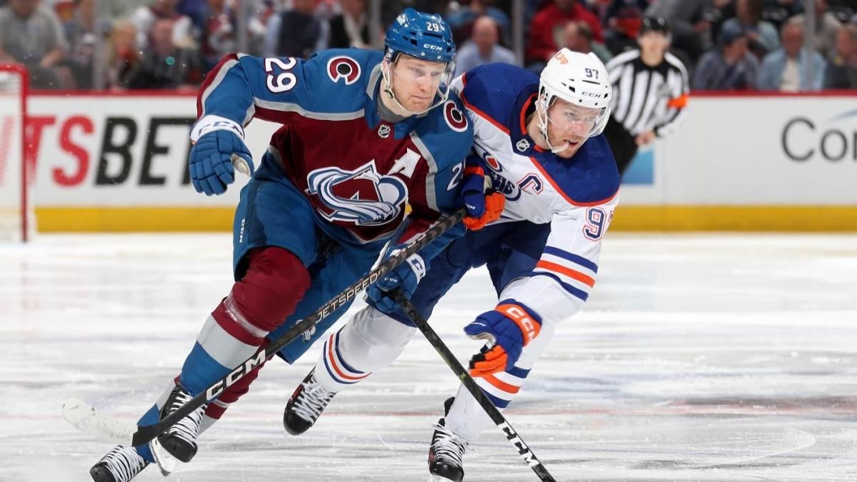 NHL awards races at halfway point: Wide open race for the Hart Trophy ...